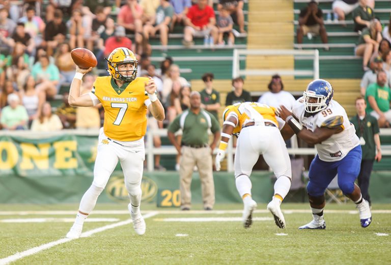 Wonder Boys Look to Turn Corner in October - Arkansas Tech University