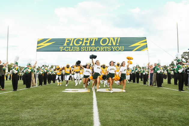 ATU Announces Cheerleaders, Golden Girls for 2020-21 - Arkansas Tech ...