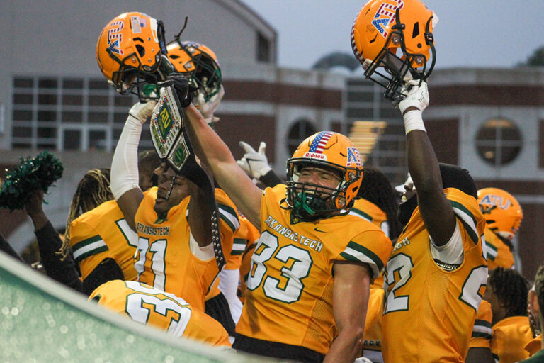 Tech Tidbits: Memorable Senior Day for Wonder Boys - Arkansas Tech ...